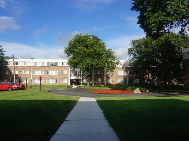 8848 Goodrich Road 1 Bedroom Apartment for Rent at 8848 Goodrich Rd, Bloomington, MN 55437 West Bloomington