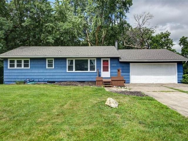8840 N Forest Ave, Kansas City, MO 64155
