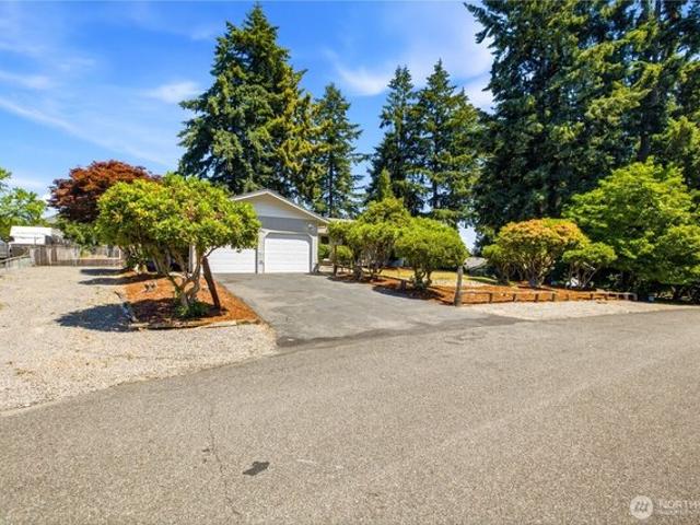 8841 Timber Loop SE, Olympia, WA 98513
