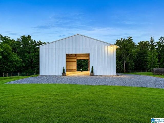 8842 County Road 26, Columbiana, AL 35051