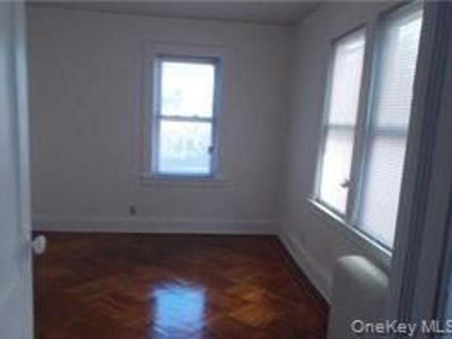 8842 th Street