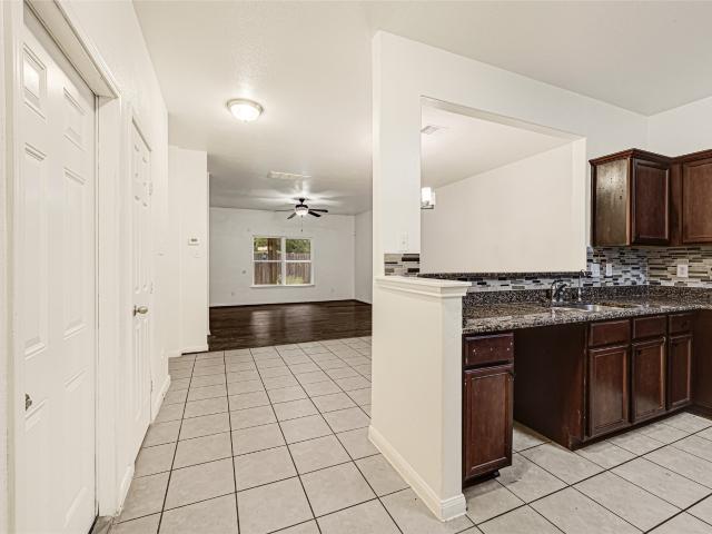 8843 Leclaire Meadow Drive