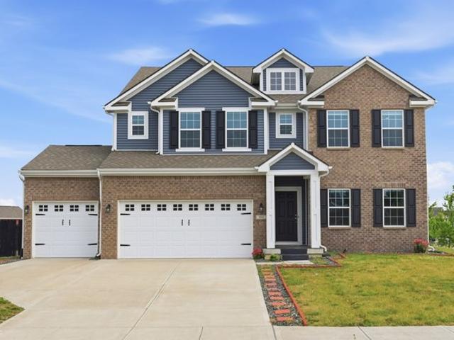 884 Capricorn Dr, Franklin, IN 46131