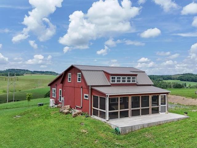 884 Breedlove Rd, Eglon, WV 26716