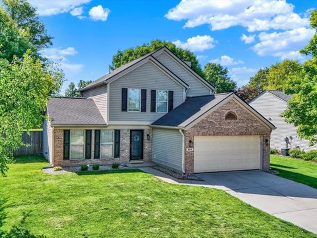 884 Sheffield Dr, Greenwood, IN 46143
