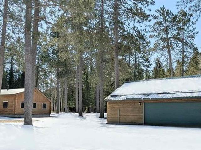 8854 River Rd, Angora, MN 55703