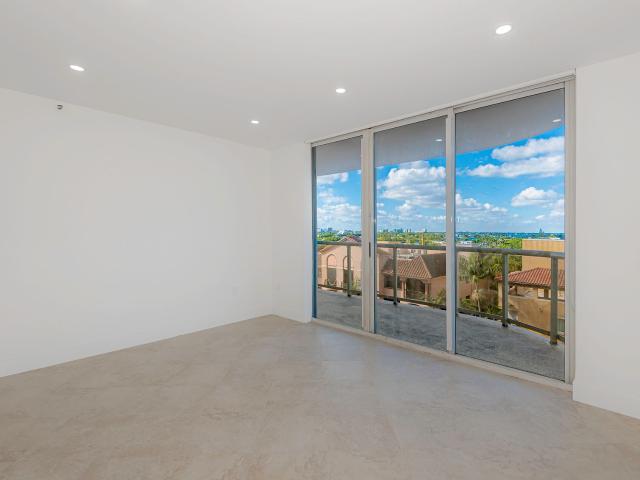 8855 W Collins Ave Unit# 6E, Surfside, US, FL