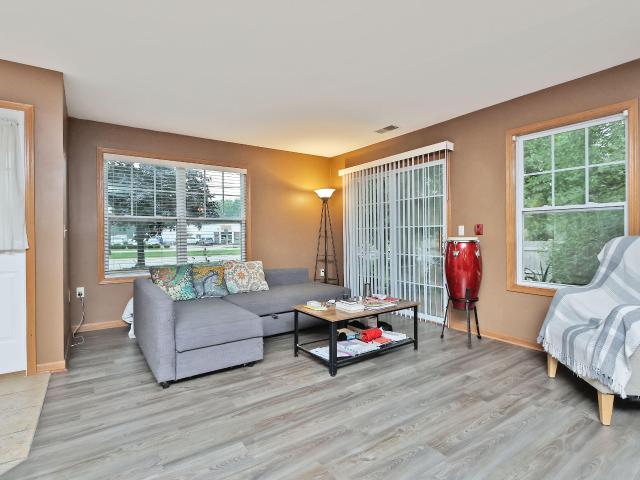 8856 Sheridan Rd, Unit 1