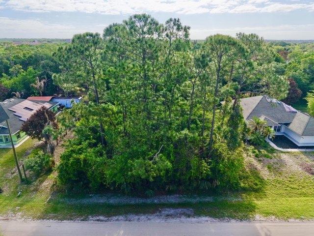 8856 93rd Ct, Vero Beach, FL 32967