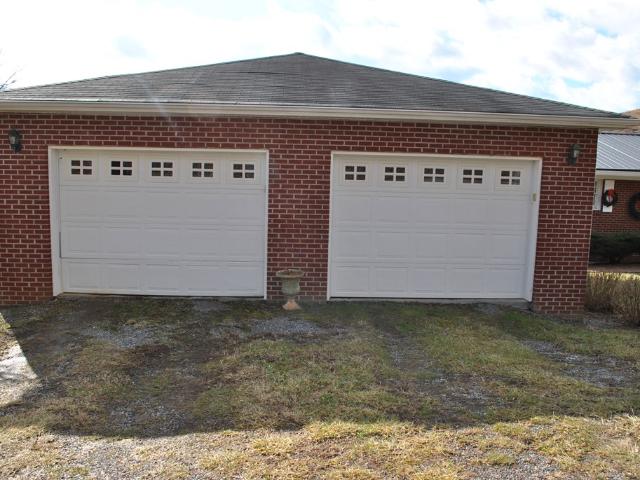 8857 Redbud Hwy