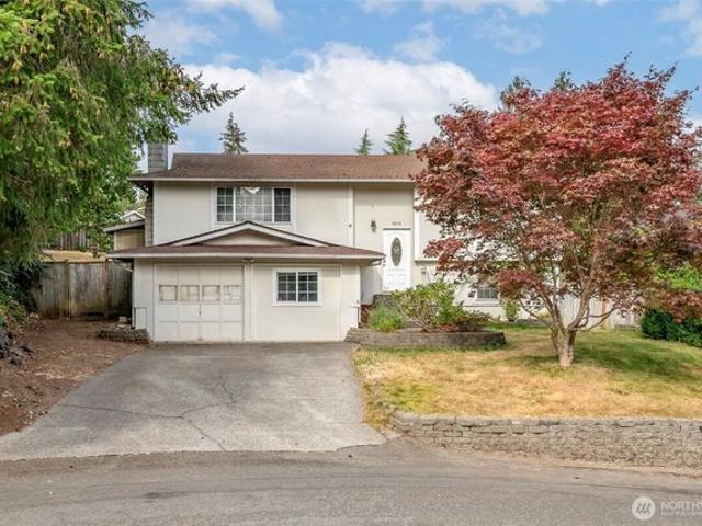8858 81st Ave SW, Lakewood, WA 98498