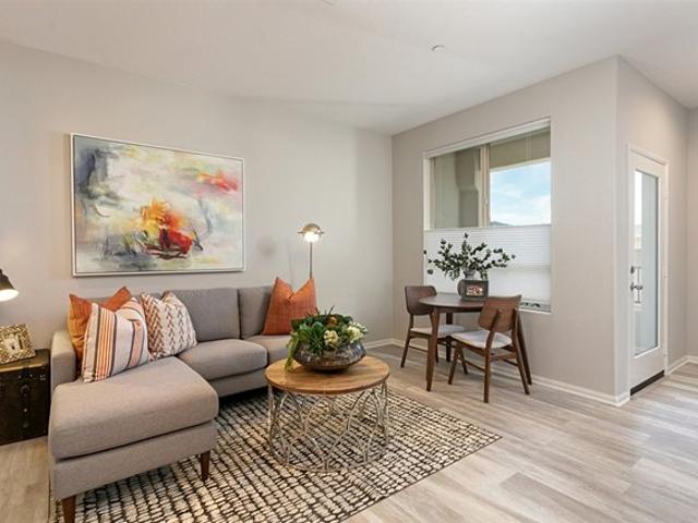 8850 Olive Ln Unit 16, Santee, CA 92071