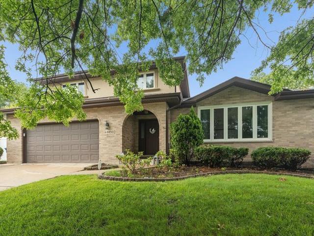 8850 W 98th Pl, Palos Hills, IL 60465
