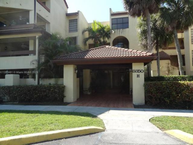 8850 123rd Ct SW #H305, Miami, FL 33186