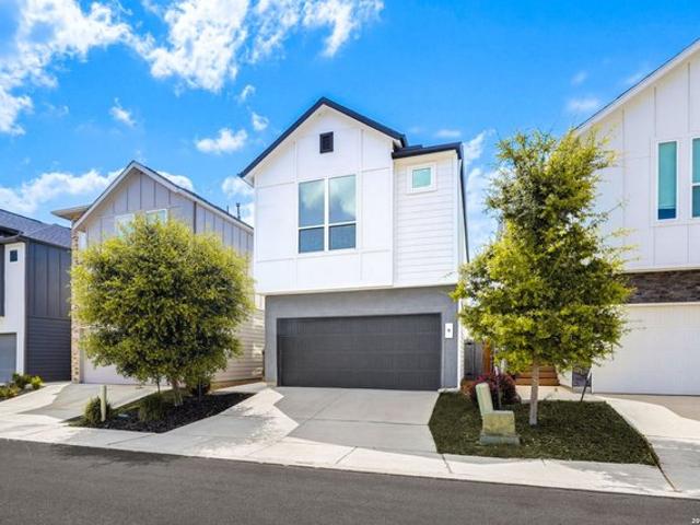8851 Oakland Rd Unit 9, San Antonio, TX 78240