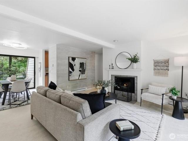 8851 th Ave NE Unit D302, Redmond, WA 98052