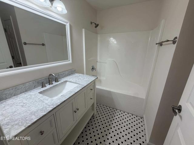 8852 Carriage House Way