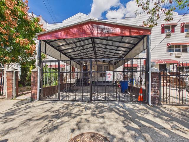 885 E 169th Street