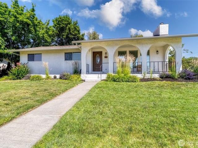 885 E Tietan St, Walla, WA 99362