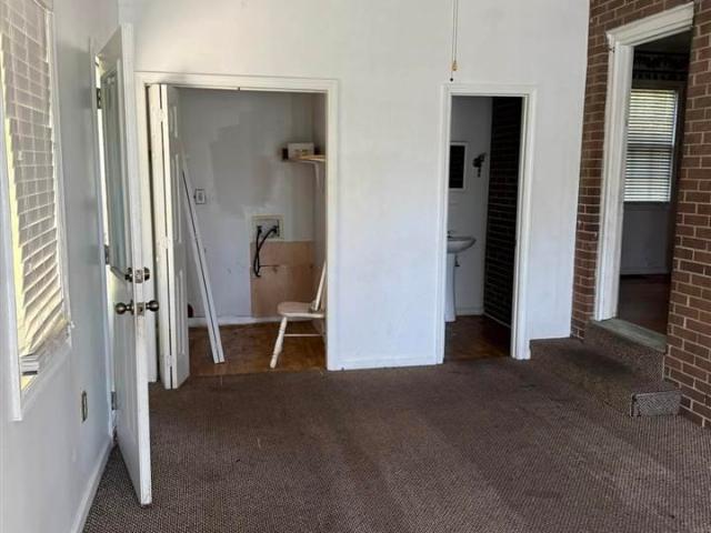 885 Enoch Ct