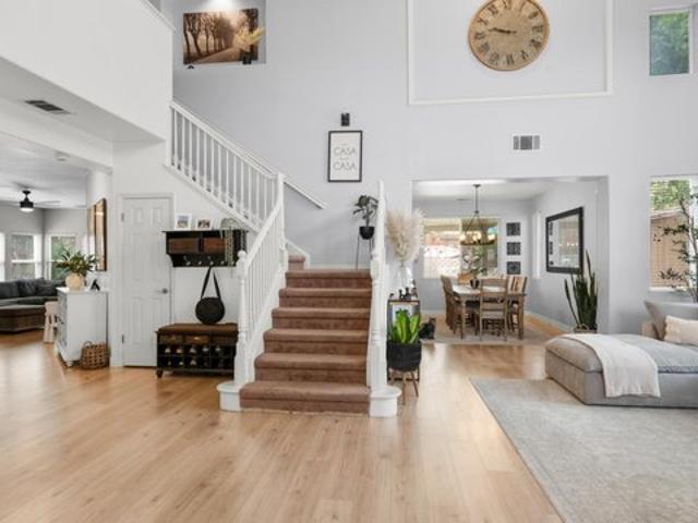 885 Kells Cir, Vacaville, CA 95688