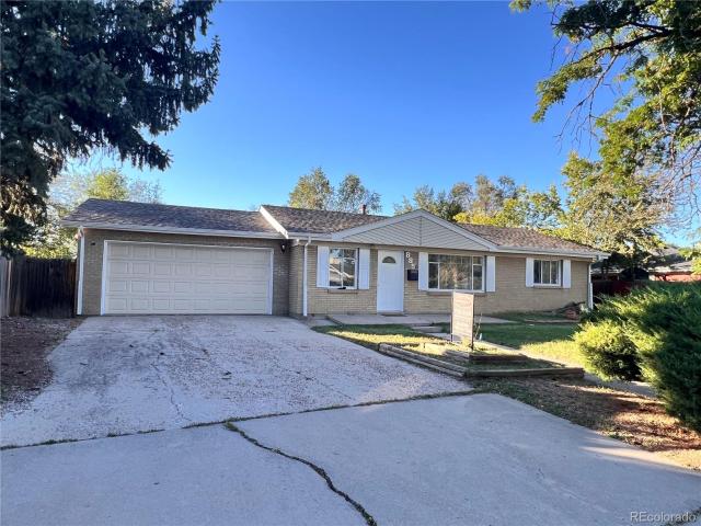 885 Ironton St, Aurora, CO 80010 | MLS #9675