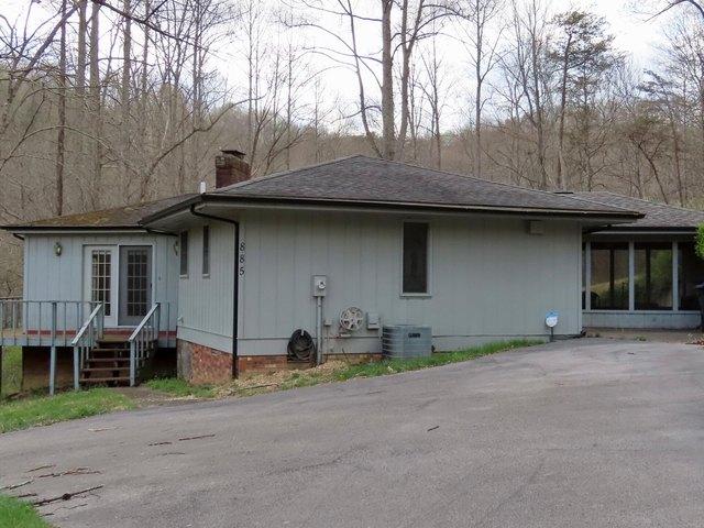 885 McNeil Corn Creek Rd, Rockholds, KY 40759