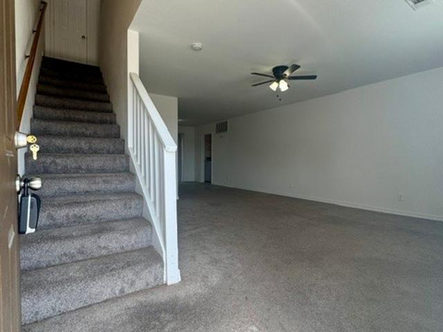 885 S Green Point Trace
