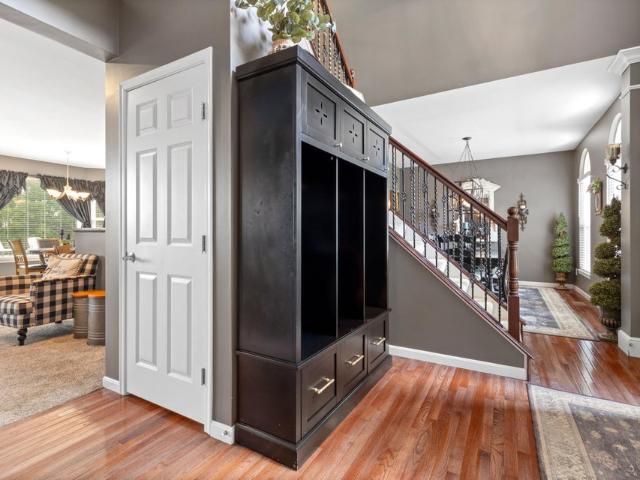 885 Sandstone Ridge