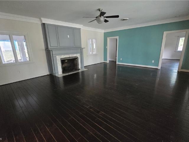 885 Sheridan Road