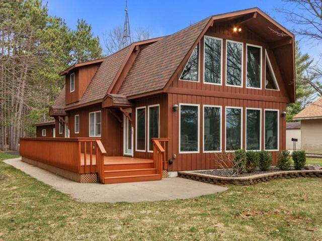 885 Plymouth Ct, Nekoosa, WI 54457