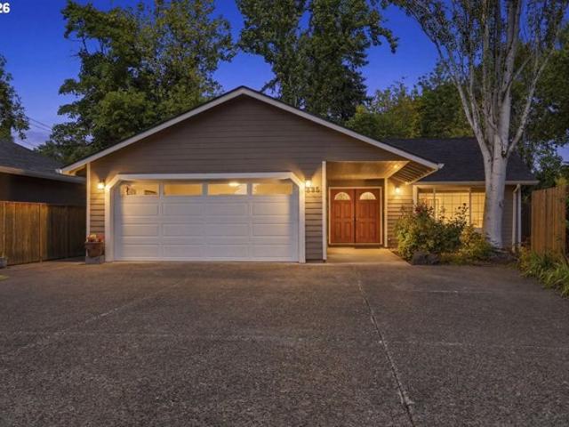 885 Randall St, Eugene, OR 97401
