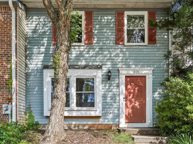 885 Regal Path Ln, Decatur, GA 30030