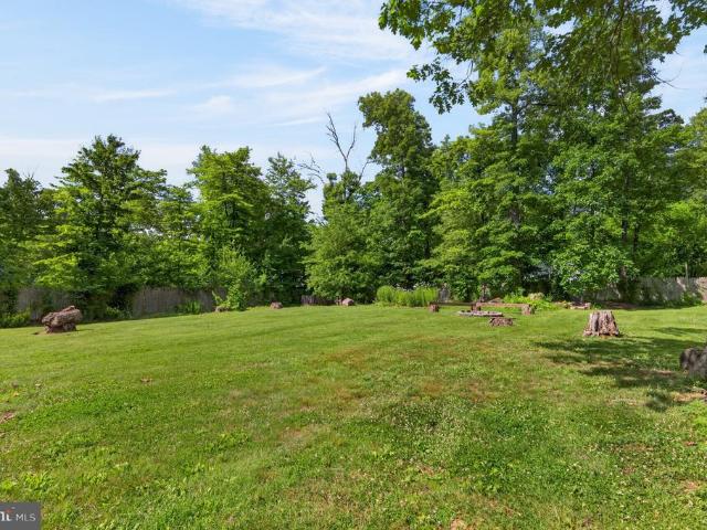 885 Wild Rose Lane