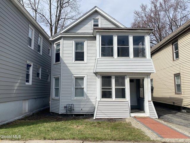 885 Yorkston St, Schenectady, NY 12303