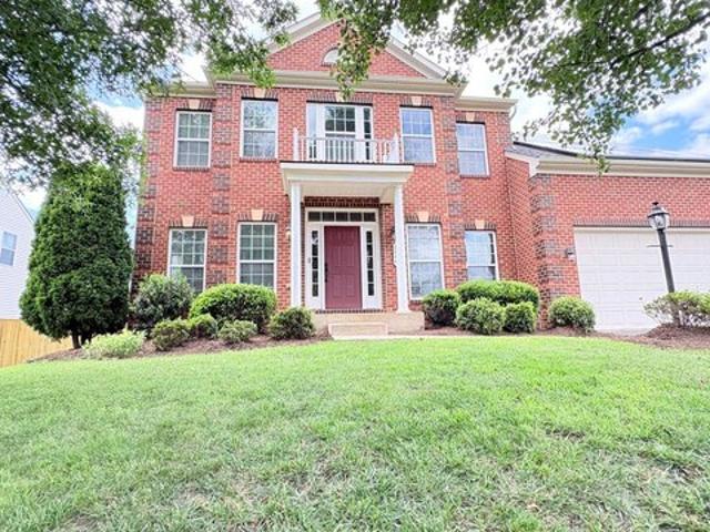 8864 Pennock Ct, Bristow, VA 20136