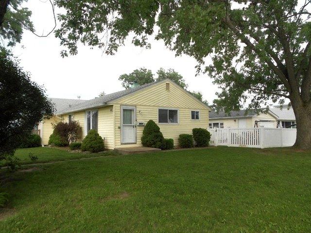 8865 S Ryan Rd, Hometown, IL 60456