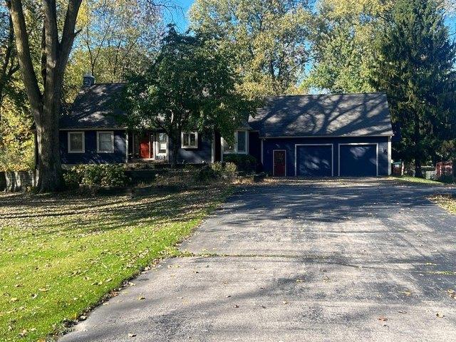 8866 Crane Rd, Milan, MI 48160
