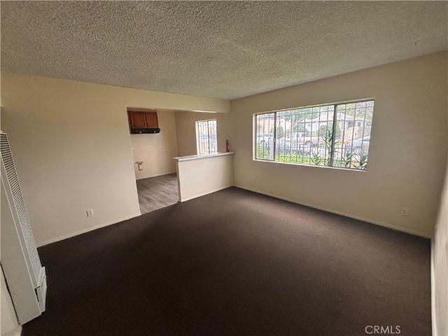 8866 S Wall St