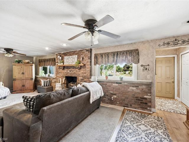 8860 Evergreen Drive