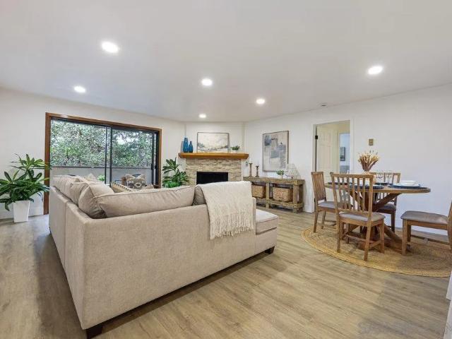 8860 Villa La Jolla Dr, Unit 217, La Jolla, CA 92037 | MLS #260007 | Compass