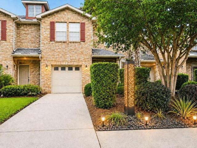 8862 Brown Pelican Cir, Navarre, FL 32566