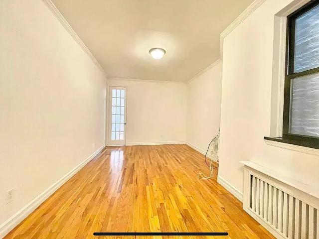 886 10th Avenue 5D