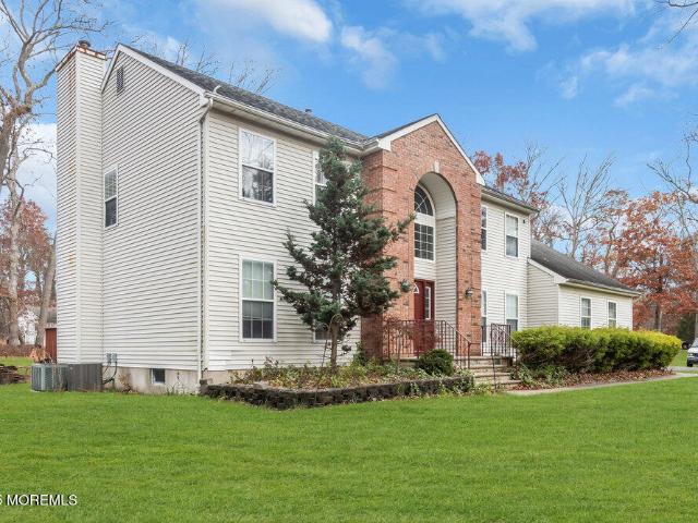 886 Green Valley Rd, Jackson, NJ 08527 | MLS #22534 | Compass