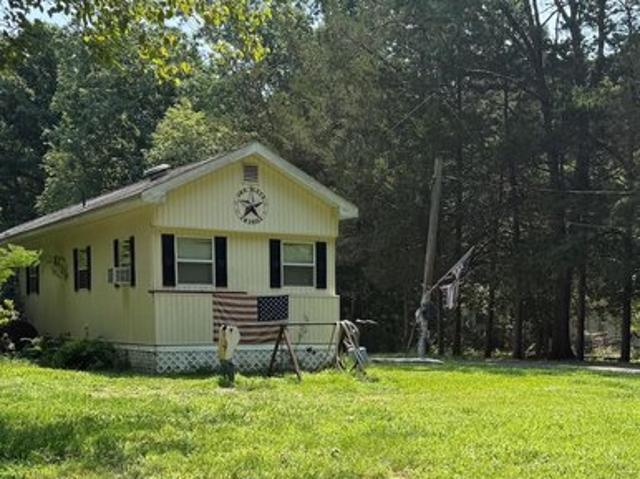 886 Lower Mill Rd, Pittsgrove, NJ 08318