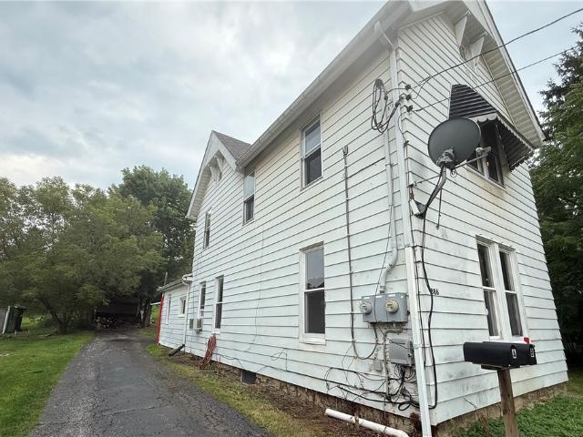 886 N Sharpsville Ave