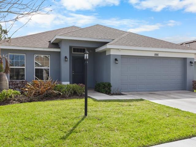886 NE Whistling Duck Way, Port Saint Lucie, FL 34983