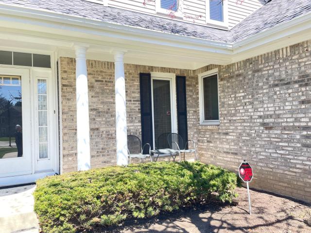 886 Saugatuck Trail, Vernon Hills, IL 60061 | Compass