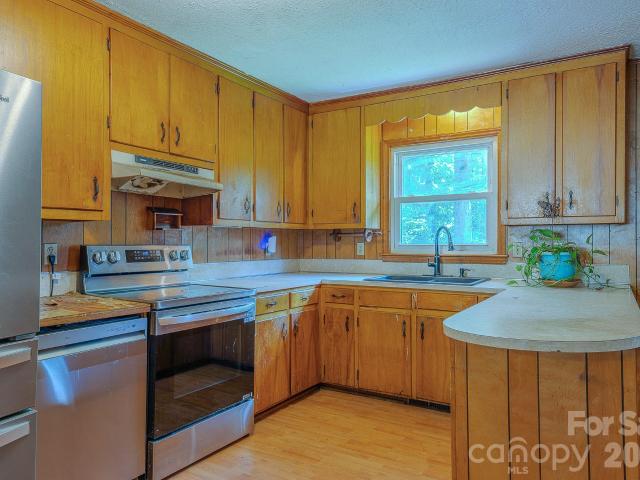 886 Pearidge Road