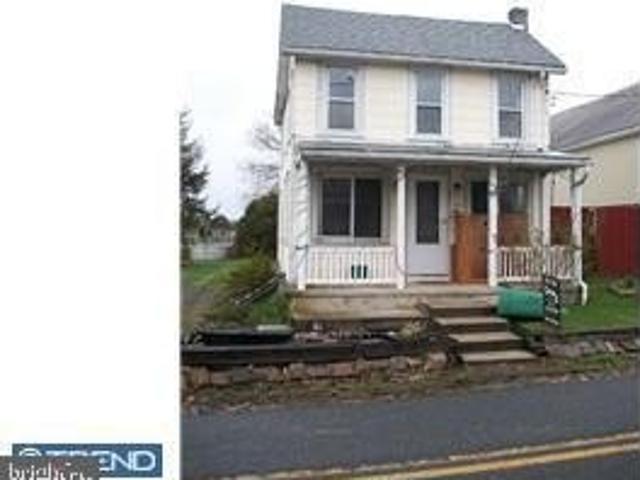 886 Pleasant Hill Rd, Fleetwood, PA 19522